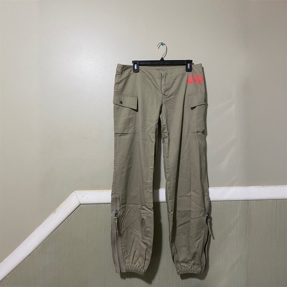 Diesel | Pants & Jumpsuits | Diesel Cargo Capri Pants In Olive Green ...
